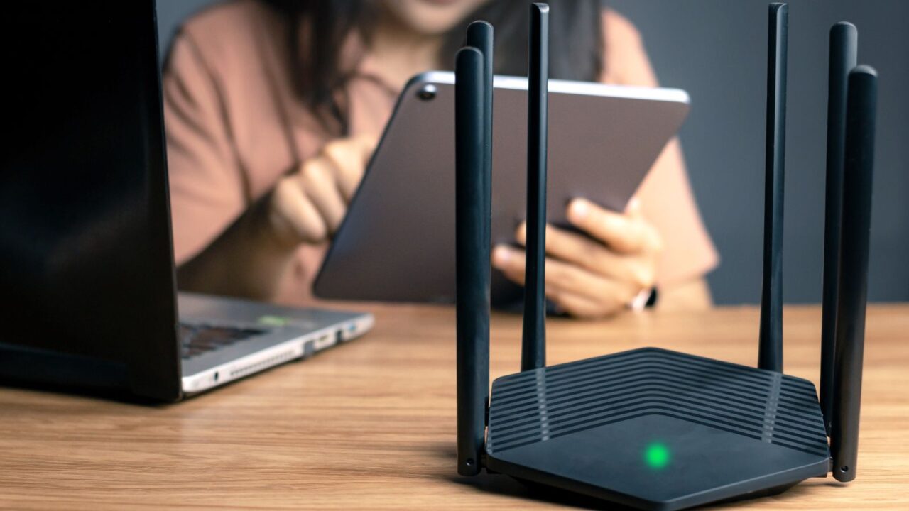 How to hide a router without blocking the signal? – Automate Your Life