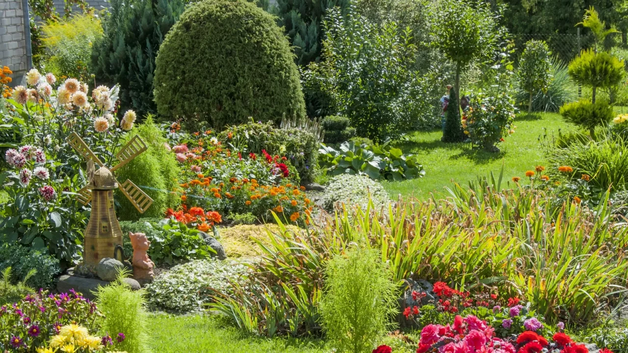A beginner’s guide to creating a beautifully fragrant garden – Automate ...