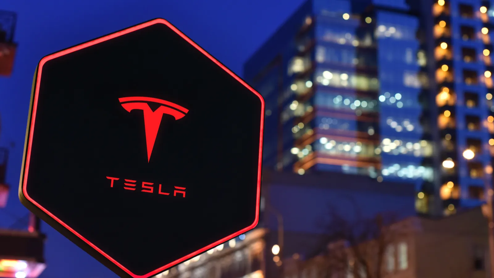 Elon Musk’s Tesla pay battle takes a surprising turn in his favor ...