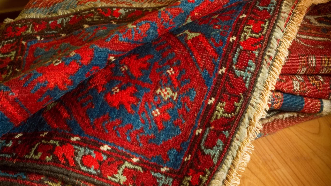Traditional Persian rugs are finding new life in modern decor ...